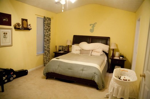 One Week Flash Mob Room Refresh on a Budget! - * View Along the Way